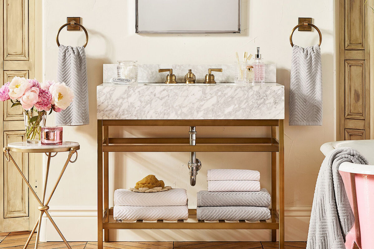 17 Spa-Like Bathroom Ideas for a Relaxing Oasis