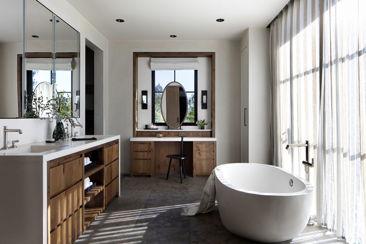 25 Modern Farmhouse Bathroom Ideas