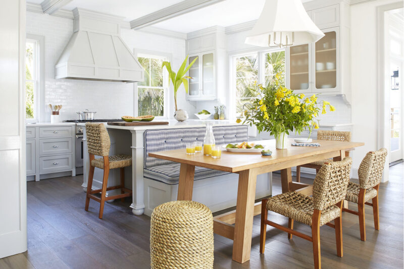 25 Coastal Kitchen Ideas To Elevate Your Beach Home