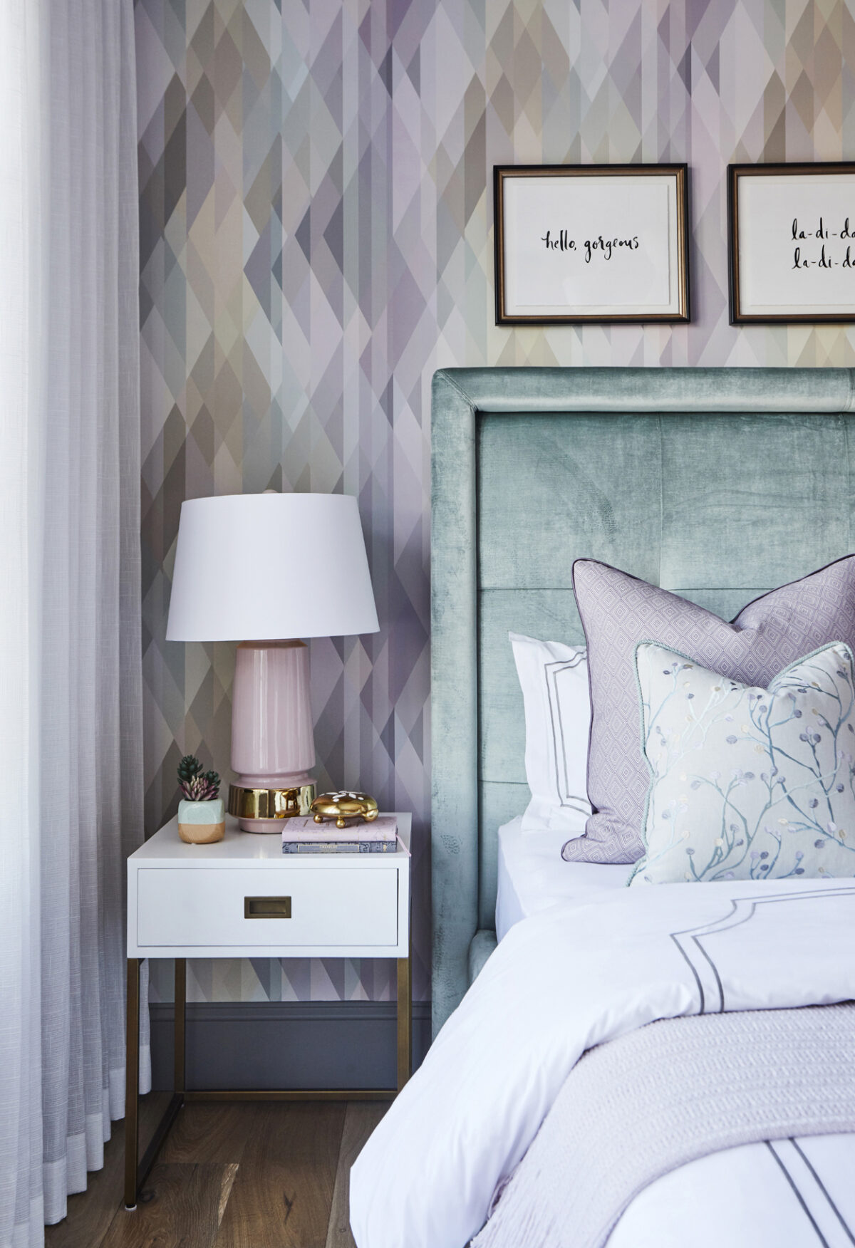 35 Stylish Girls Bedroom Ideas With Design Tips