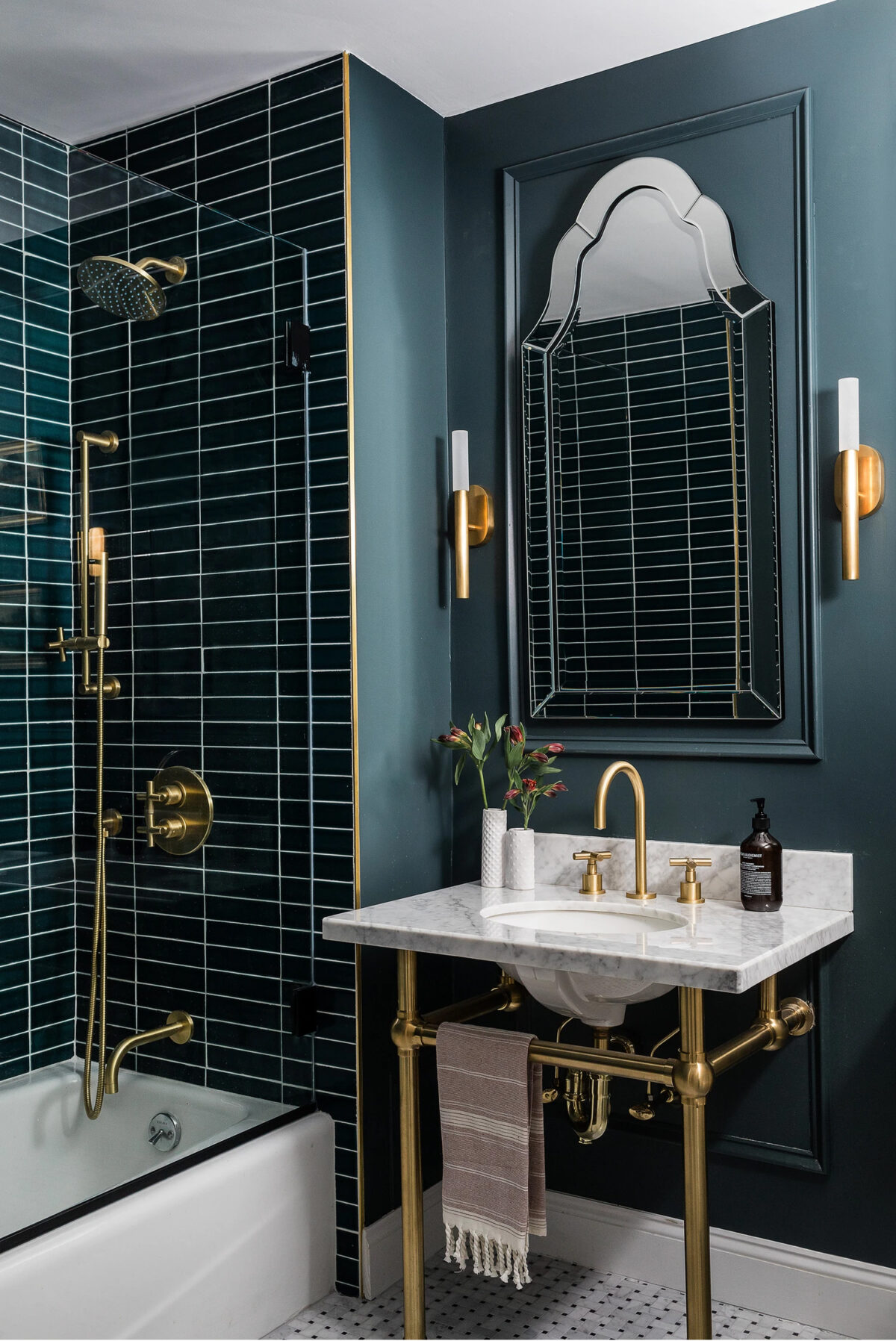 33 Powder Room Ideas for Your Half-Bath Design