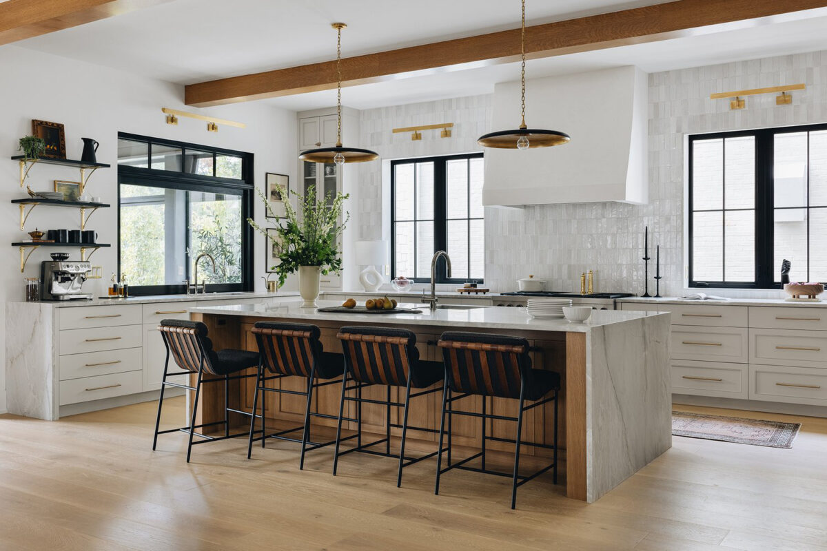Modern Traditional Home Tour With Contrasting Elements