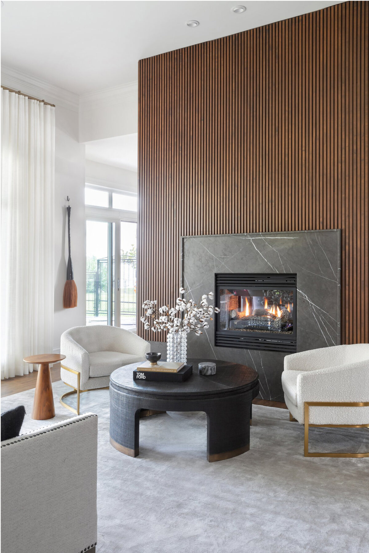 27 Stylish & Modern Fireplace Ideas for 2025