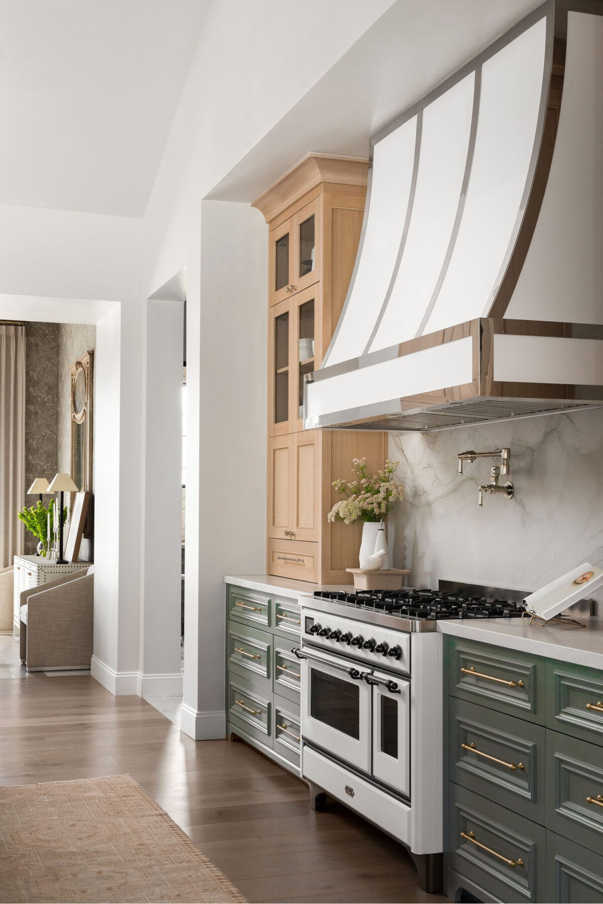 27 Gorgeous Green Kitchen Cabinet Ideas For 2025
