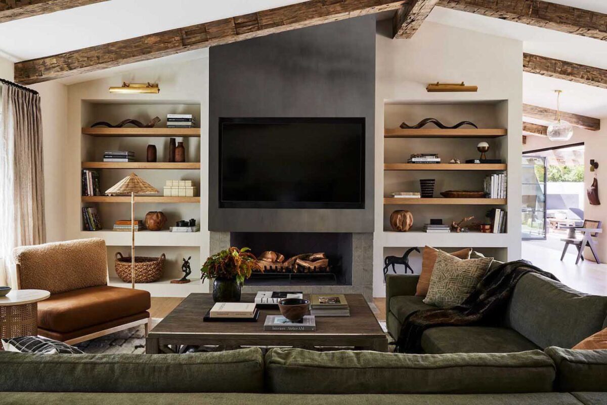 27 Stylish & Modern Fireplace Ideas for 2025